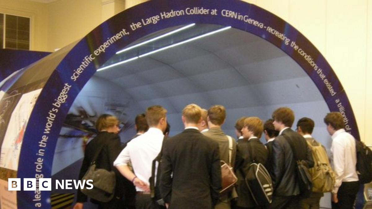 Prof Peter Higgs: Prize honours Large Hadron Collider scientist - BBC News