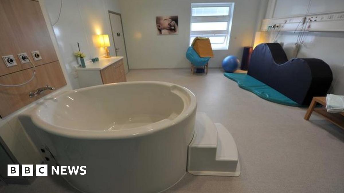 Surrey and Sussex NHS gets £400,000 for birthing pools - BBC News