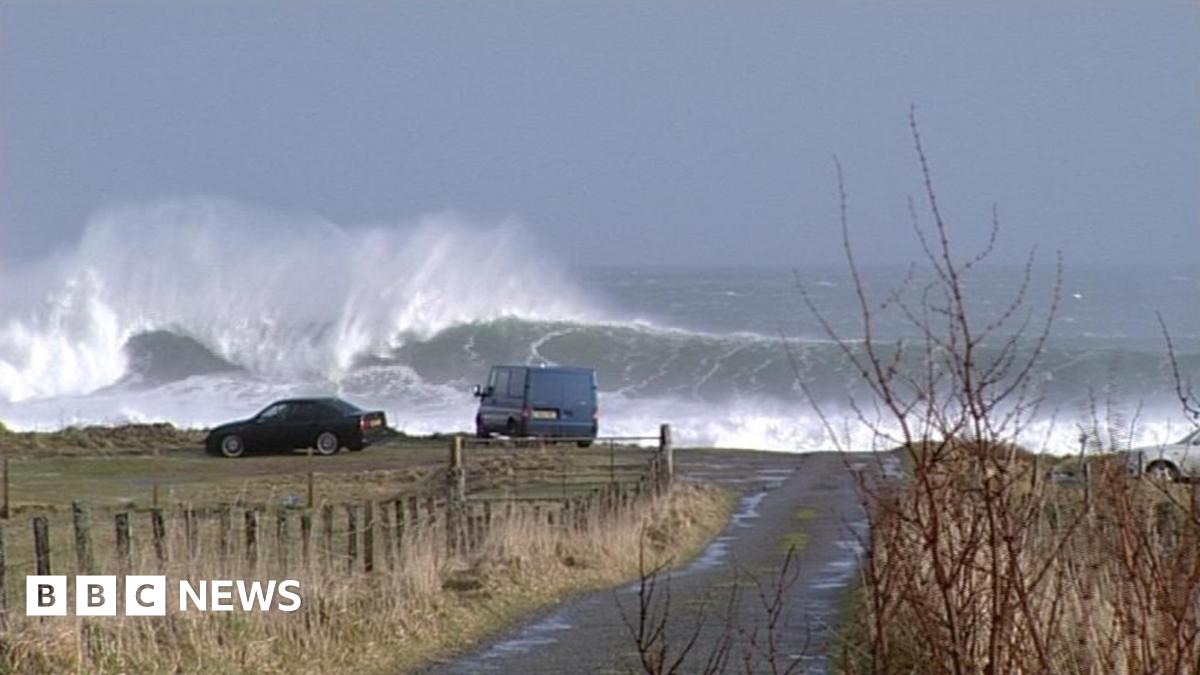 Warning of high winds and snow forecast for Scotland - BBC News