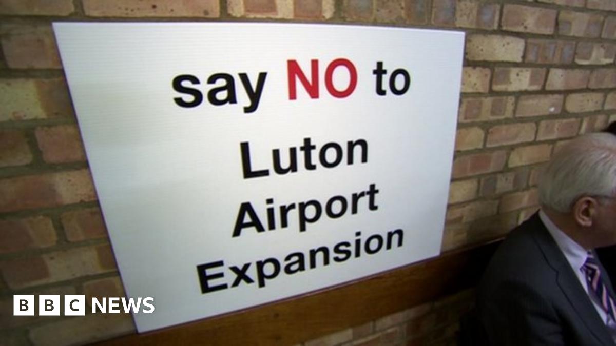 Luton Airport expansion: Campaigners hold protest meeting - BBC News