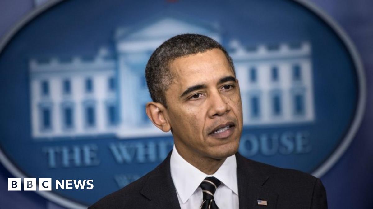 Obama offers spending-cuts deal to delay budget crunch - BBC News