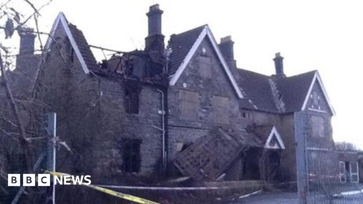 Somerset fire damages derelict Butleigh Hospital site - BBC News