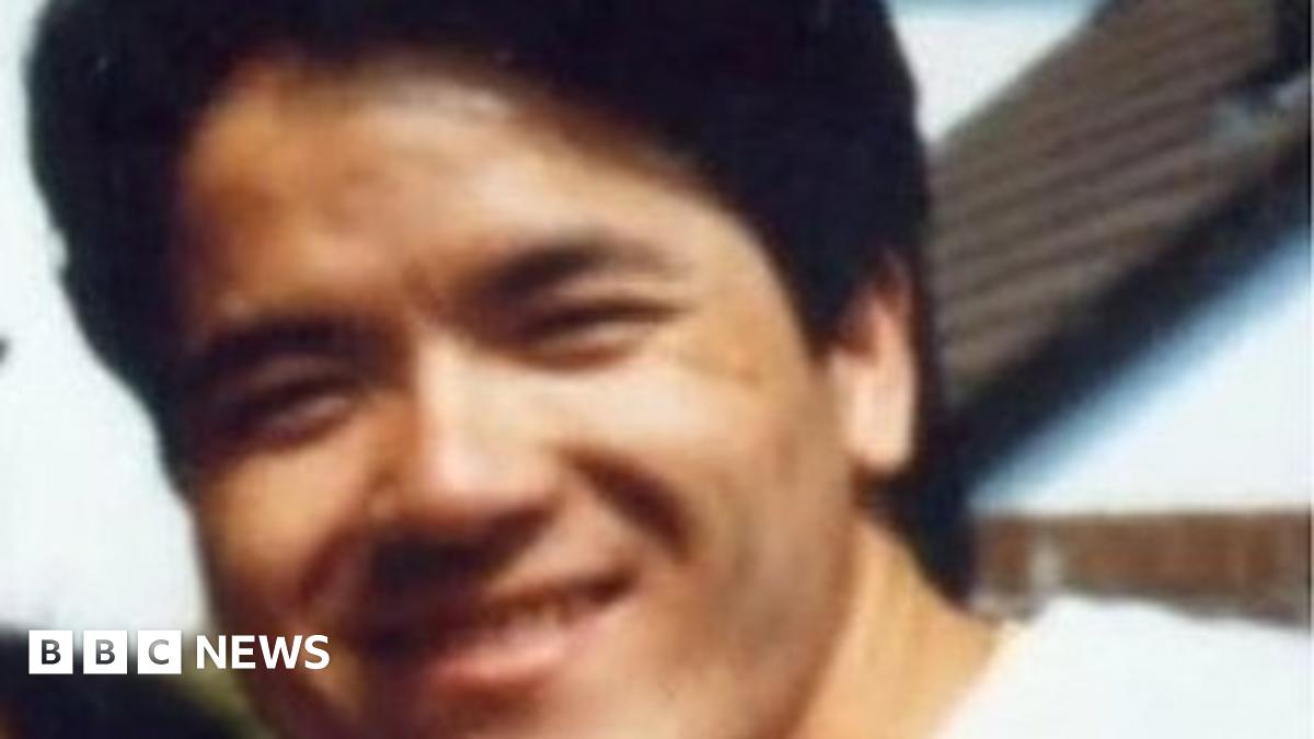Simon Tang murder: Charge against second accused withdrawn - BBC News