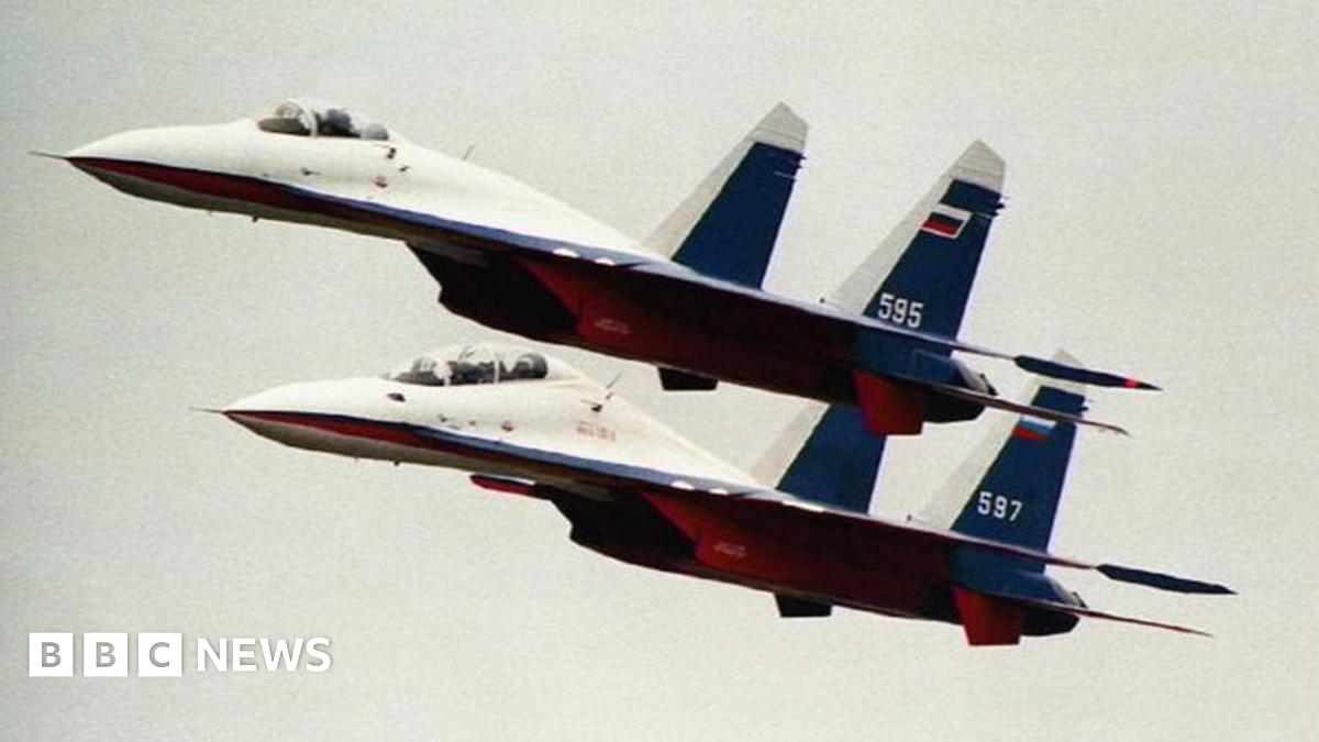 Russian fighter jets 'breach Japan airspace' - BBC News