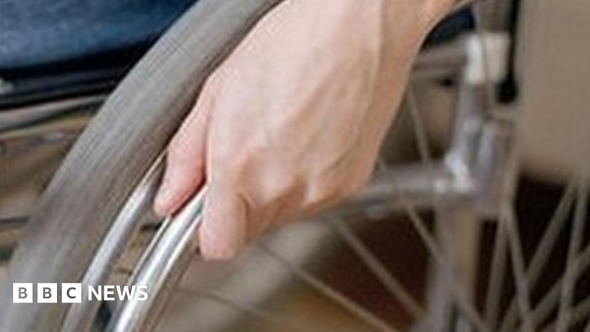 Reassessment of incapacity benefits in fit-to-work finding - BBC News