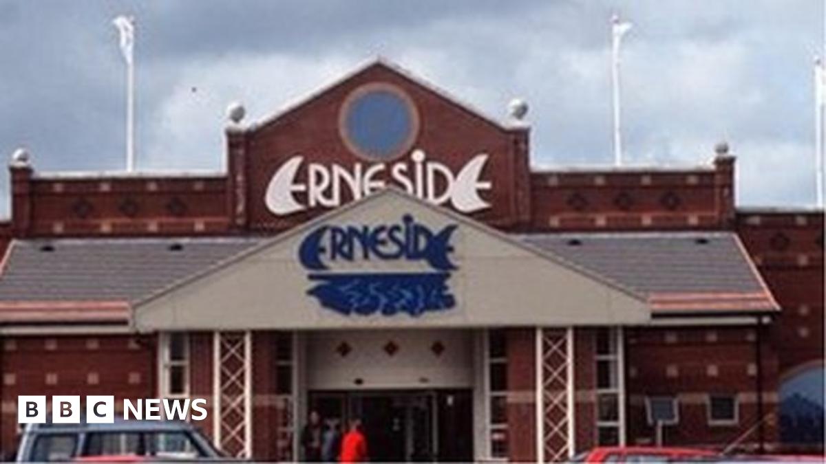 Planners behind Erneside Shopping Centre extension - BBC News