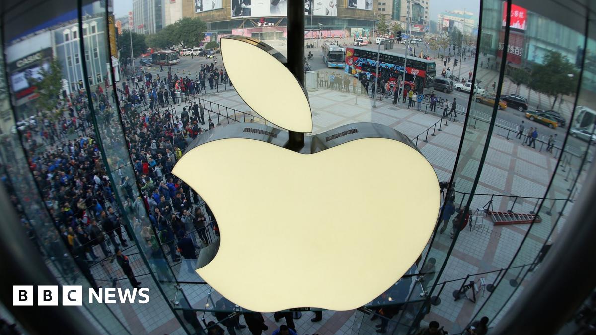 Apple moves to close Java hack flaw after intrusion - BBC News