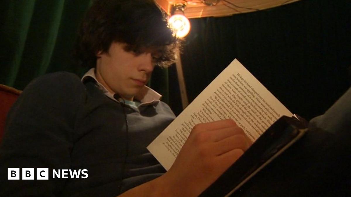 Dedham caravan family will be 'stronger' for prison experience - BBC News