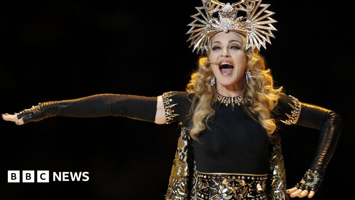 Madonna is pop's top earner, Billboard says - BBC News