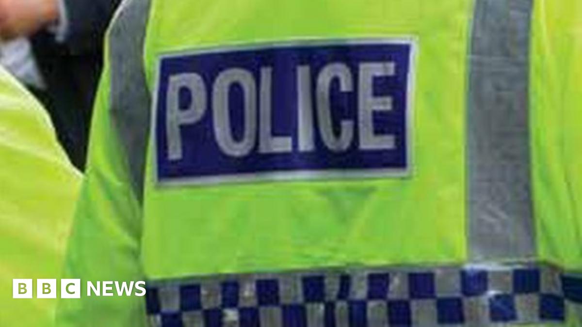 David Stokes death: Police refuse to answer questions - BBC News