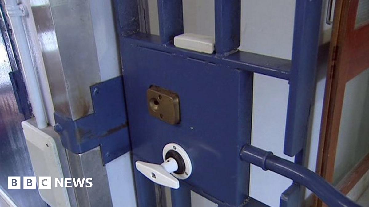 Hydebank Wood prison gets Austin Treacy as new governor - BBC News