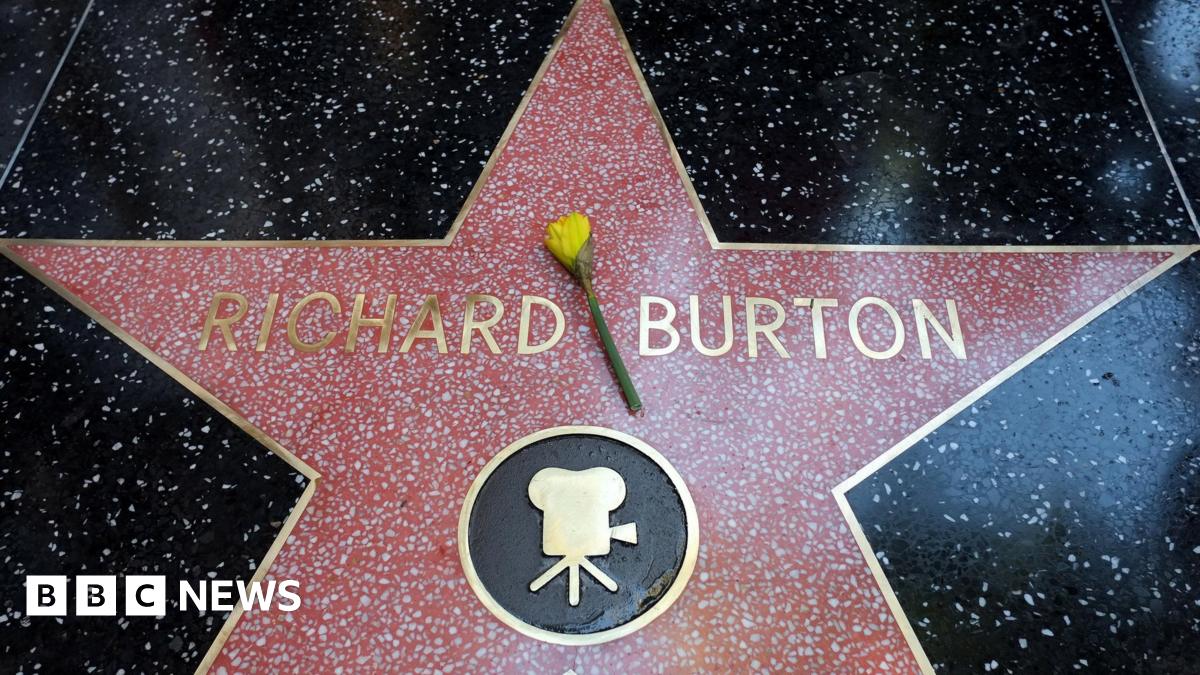 Richard Burton star unveiled on Hollywood Walk of Fame - BBC News