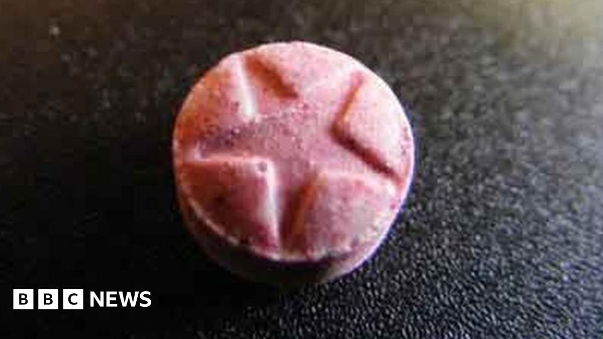 Man held over 'Rockstar' drug illness in Lanarkshire - BBC News