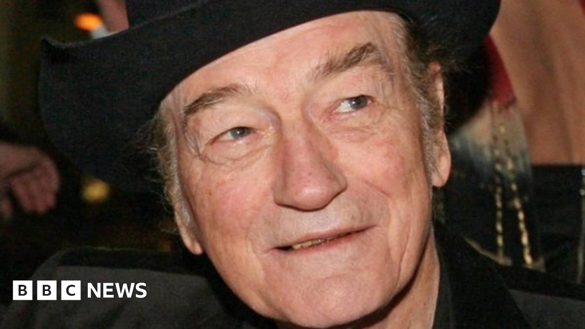 Tom Connors, Canadian country-folk legend, dies at 77 - BBC News