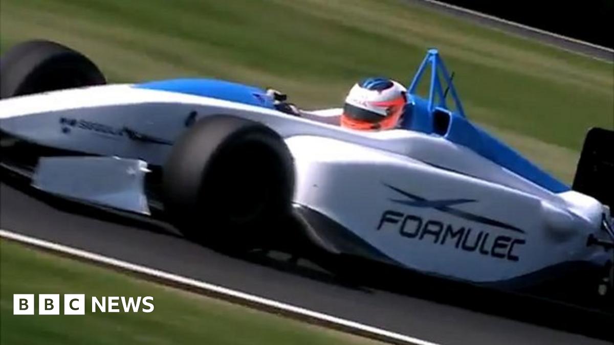 London to host Formula E electric car race in 2014 - BBC News
