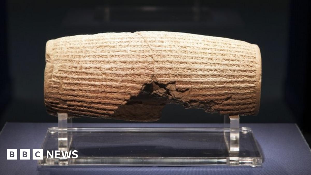 Cyrus Cylinder: How a Persian monarch inspired Jefferson - BBC News