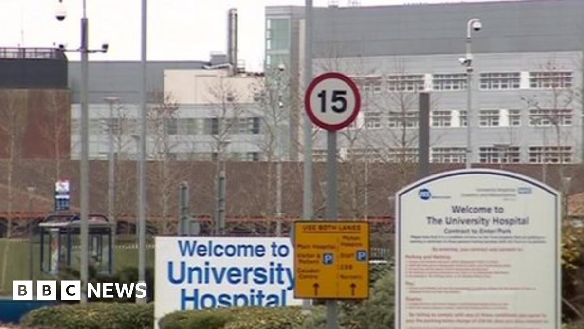 University Hospital Coventry access plans 'risk safety' - BBC News