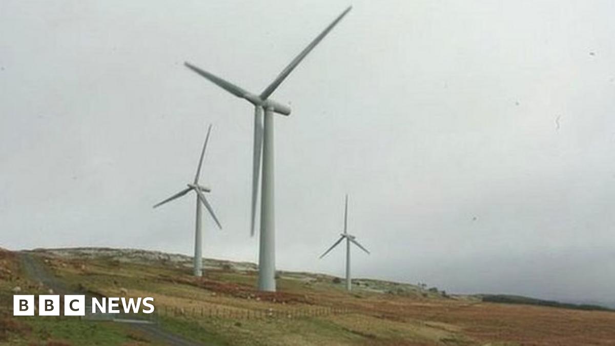 Brechfa Forest wind farm: 28-turbine scheme given approval - BBC News
