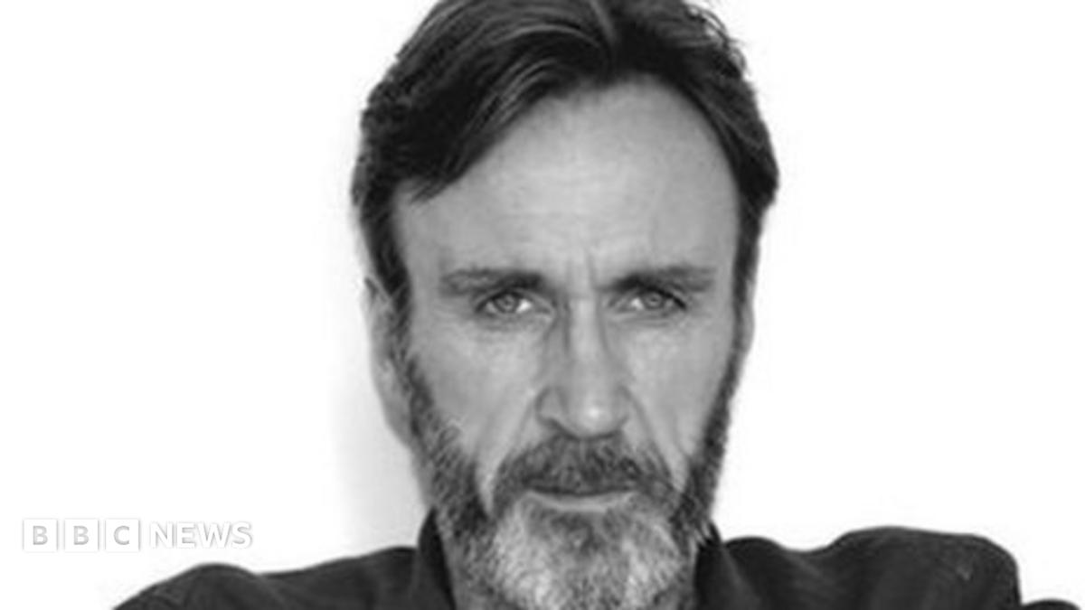 Joe McGann to play role of Billy Martin at Belfast theatre - BBC News