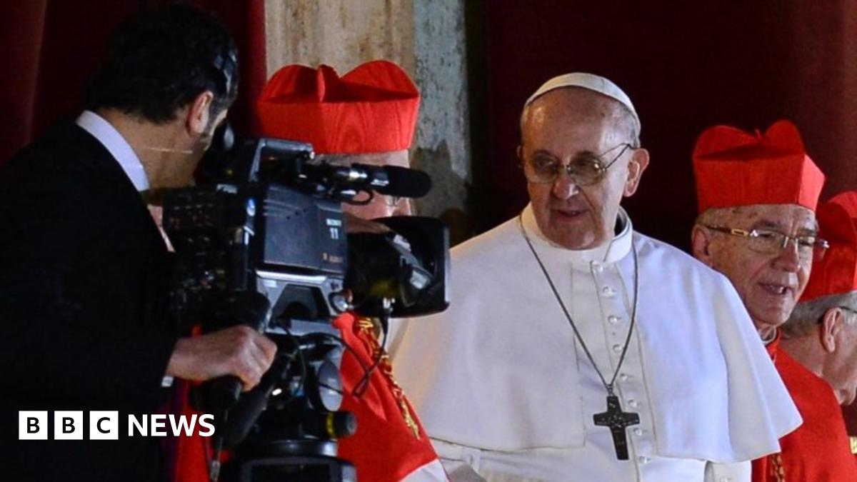 UK welcomes election of new Pope Francis - BBC News