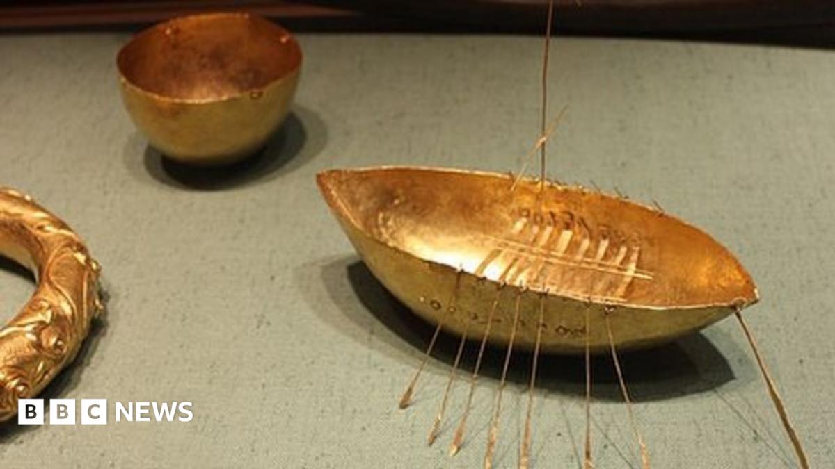 Broighter gold hoard may return briefly to Limavady - BBC News