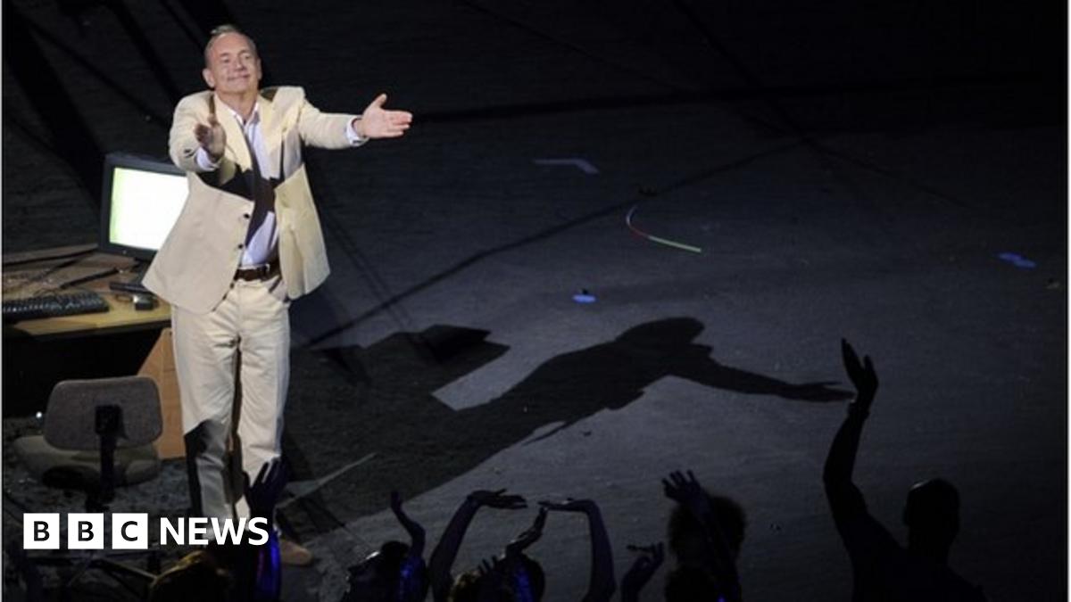 Internet pioneers win engineering prize - BBC News