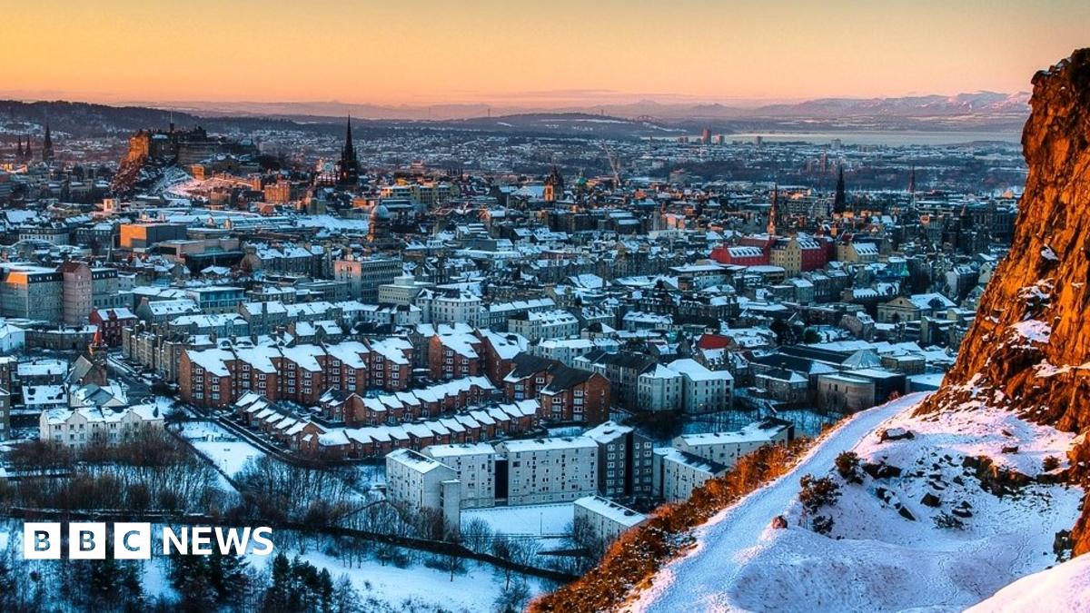 In pictures: Britain from the Air comes to Edinburgh - BBC News