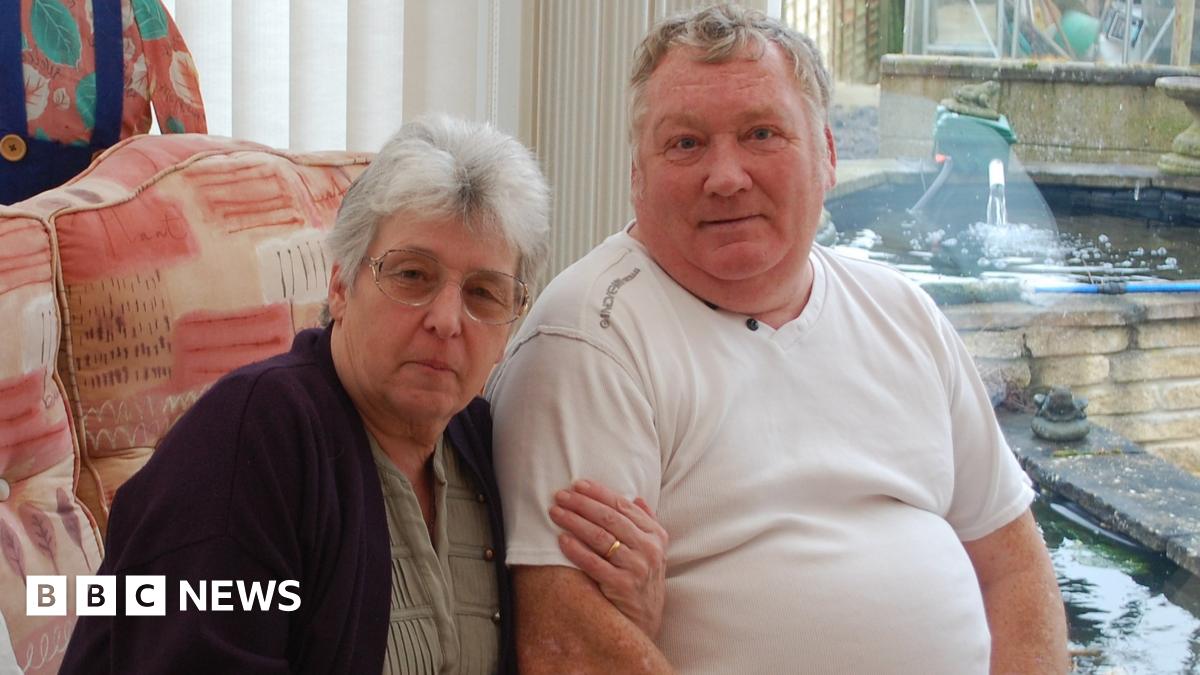 Easterton woman recovers after 'dying for 45 minutes' - BBC News