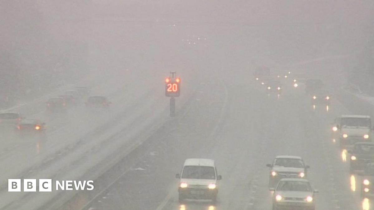 Basingstoke M3 weather alert issued to drivers - BBC News