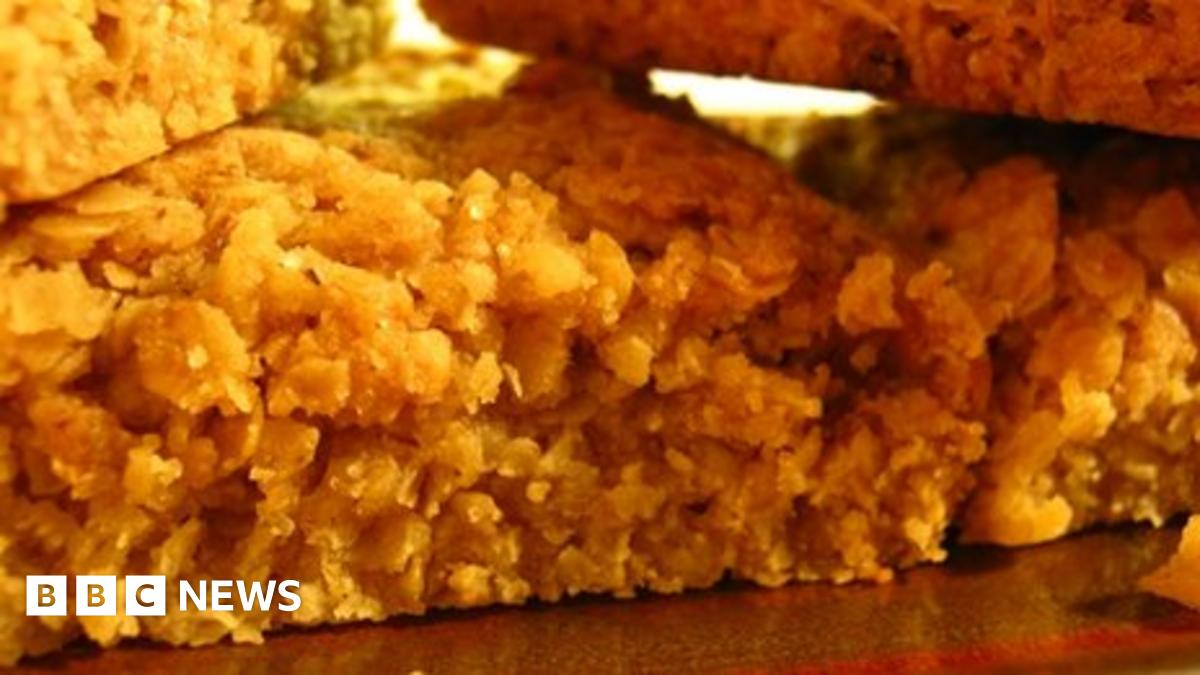 Canvey Island school bans triangle shaped flapjacks - BBC News