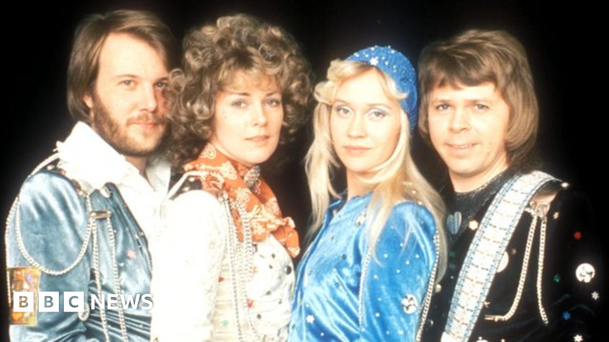 Stockholm museum thanks Abba for the music - BBC News