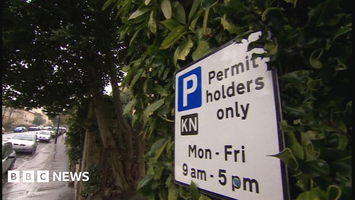 Bristol resident parking charges 'bound to increase' - BBC News