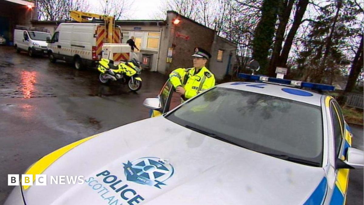 Local policing 'safe' under merger - BBC News