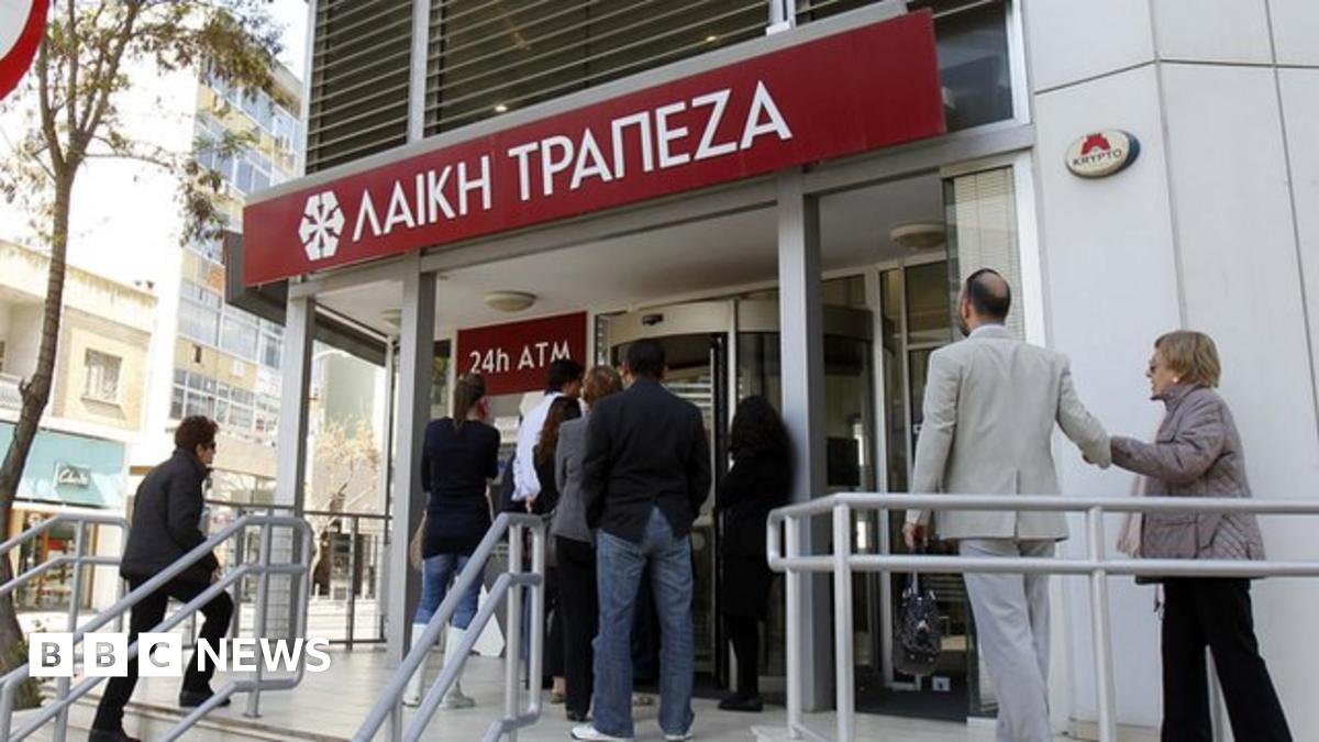 Cyprus crisis: Moscow will not bail out Russian savers - BBC News