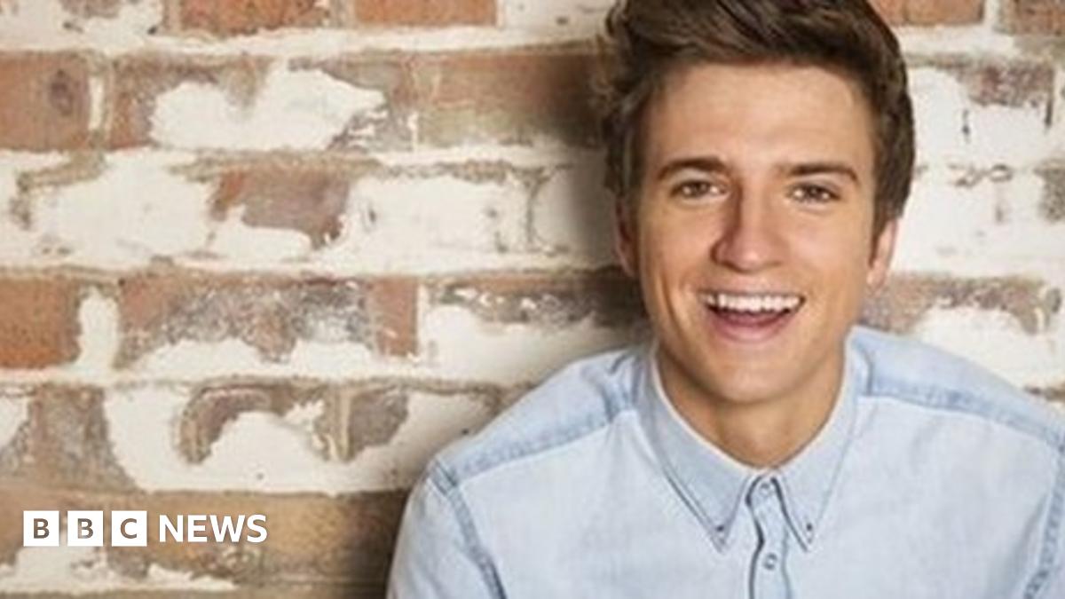 Radio 1 and 1Xtra presenters take BBC class test - BBC News