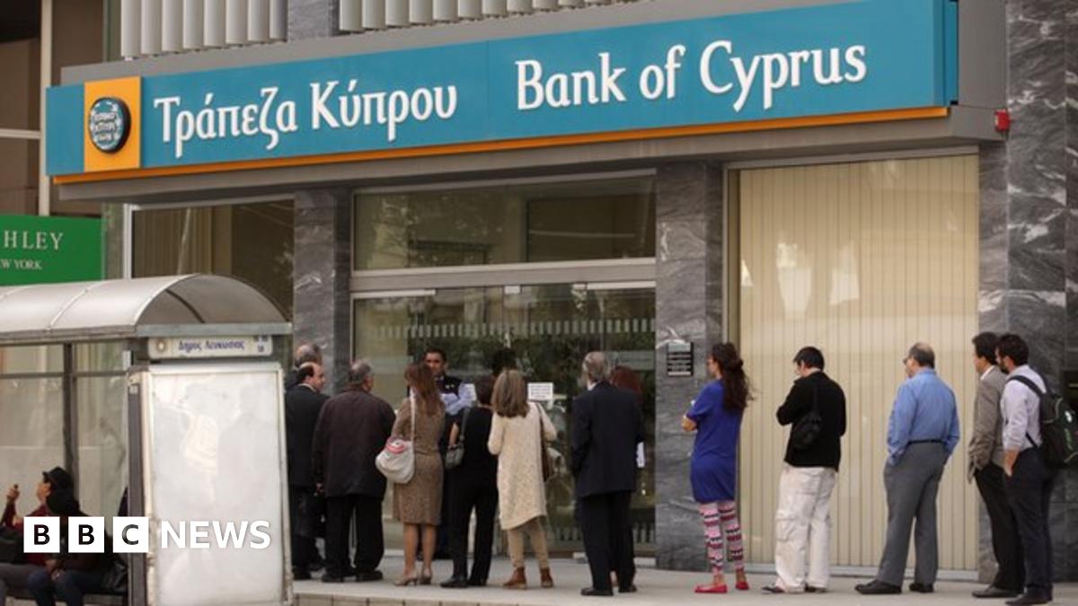 Key data missing at troubled Bank of Cyprus - inquiry - BBC News