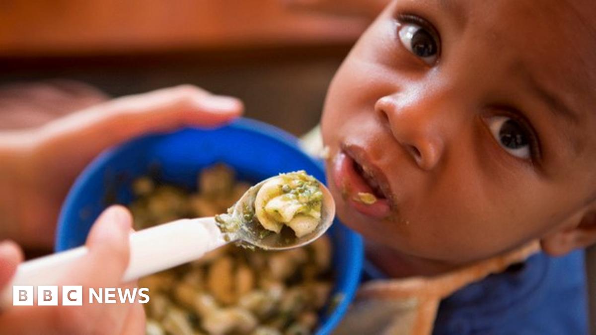 Using tree food recipes to fight off malnutrition - BBC News