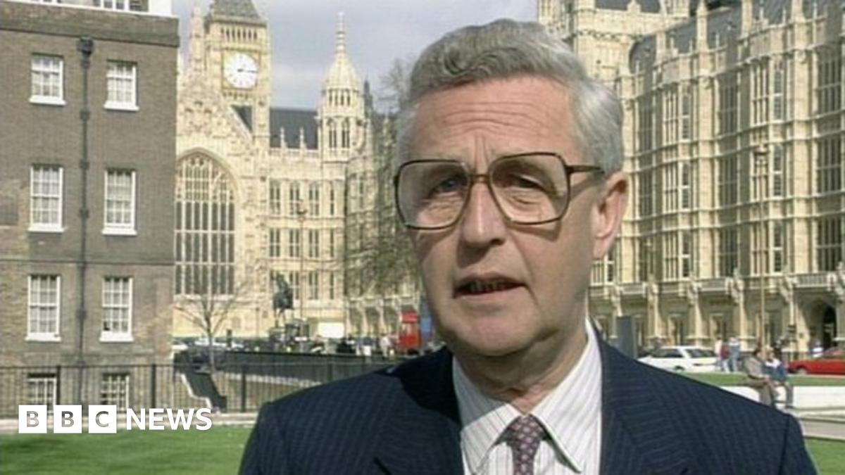John Cole: Me and Mrs Thatcher - BBC News