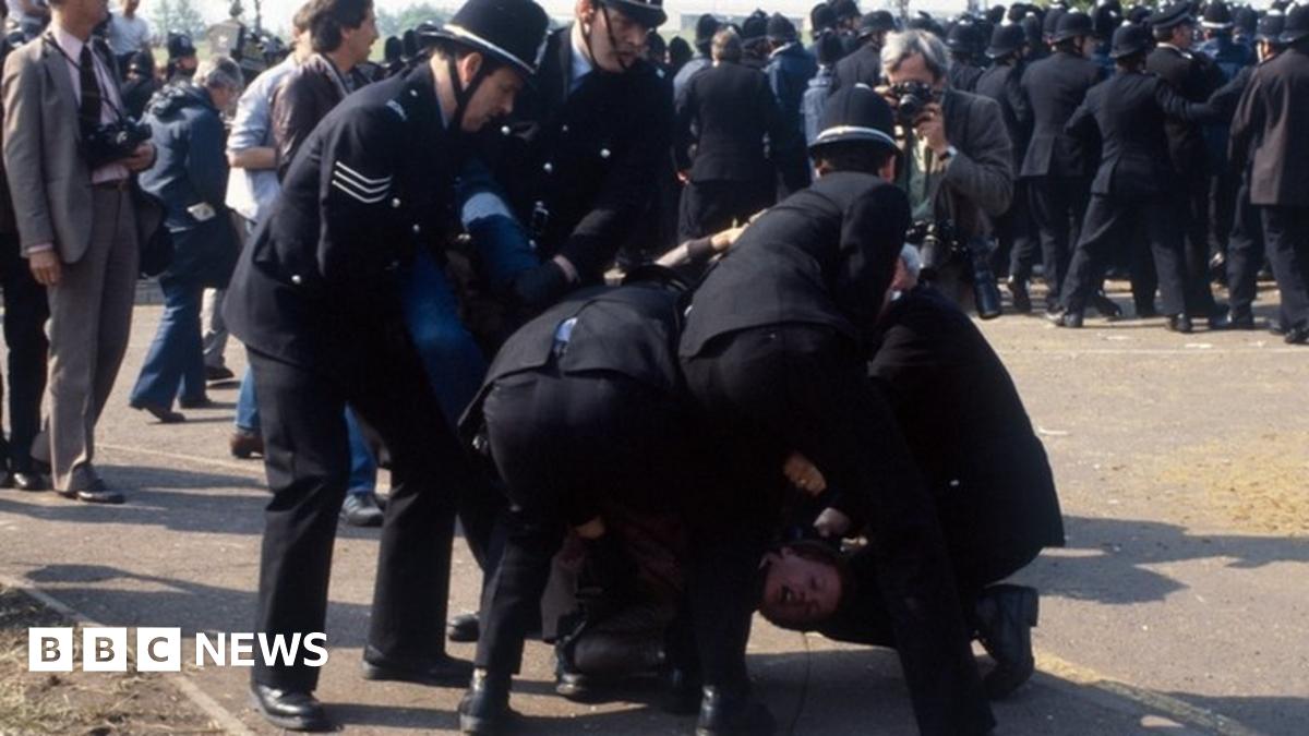 Margaret Thatcher and the pit strike in Yorkshire - BBC News