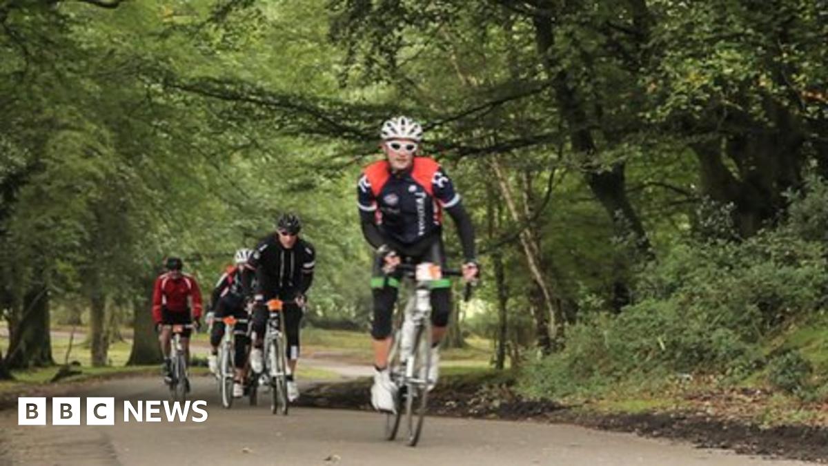 New Forest cycle sportive hopes for trouble-free ride - BBC News