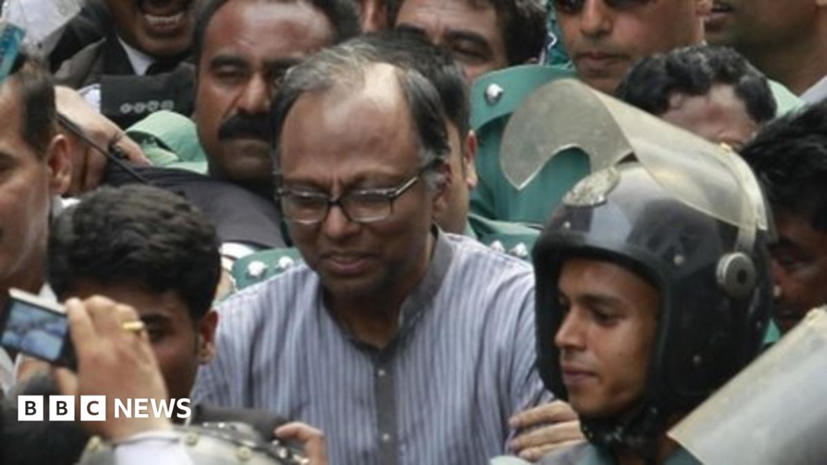 Bangladesh opposition editor Mahmudur Rahman arrested - BBC News