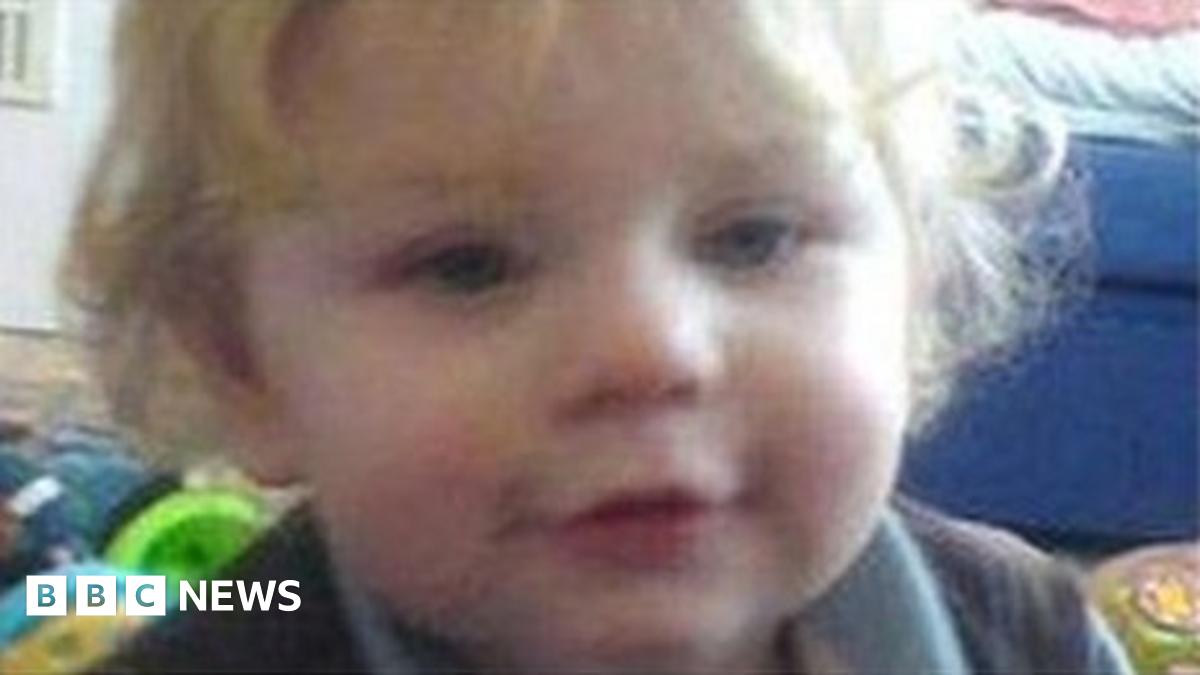 Baby P case: Jason Owen returned to prison - BBC News