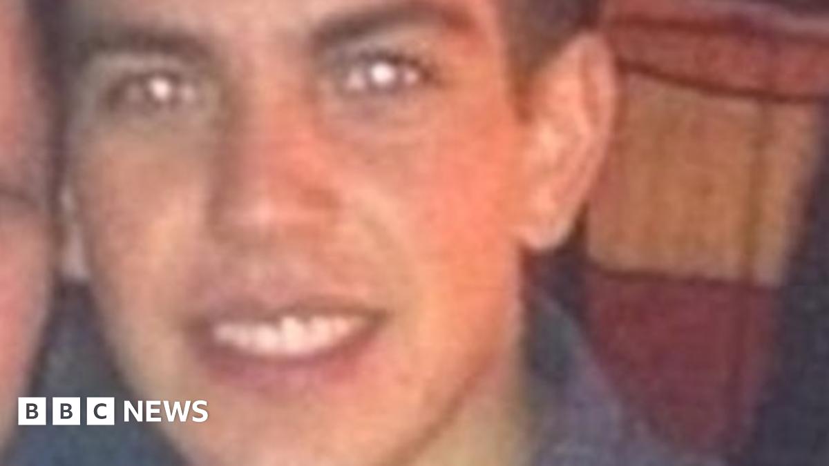 Body of missing Josh Thomas recovered from river - BBC News