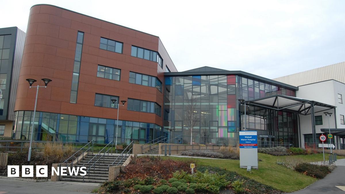 Walsall Healthcare NHS Trust plans to cut 300 jobs - BBC News