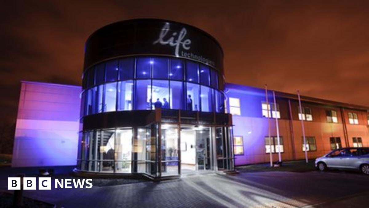 Biotech firm Life Technologies bought by Thermo Fisher - BBC News