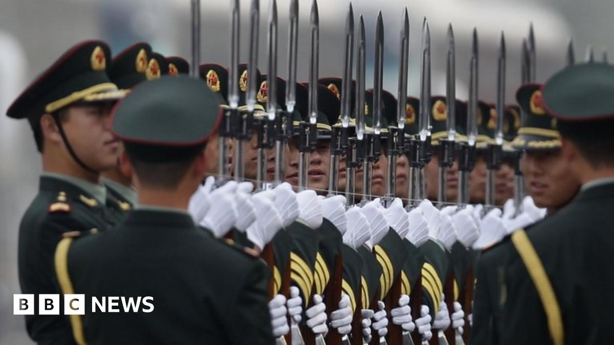 China 'reveals army structure' in defence white paper - BBC News