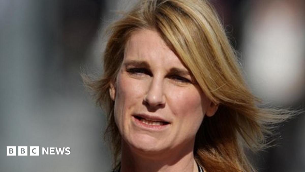 Sally Bercow tweet 'pointed to Lord McAlpine' - BBC News
