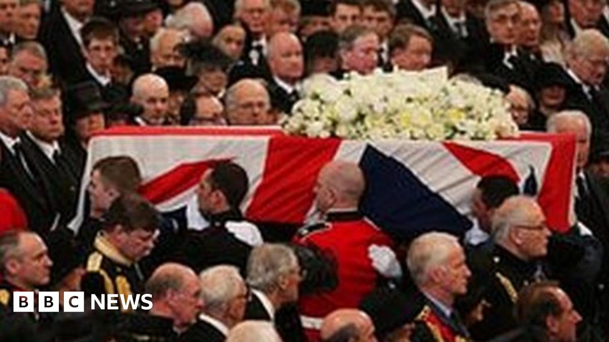 Margaret Thatcher: the end of an era - BBC News