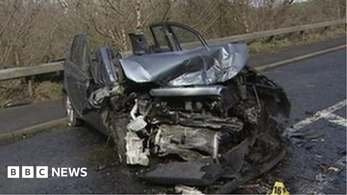 Londonderry car crash: 69-year-old David Richie killed - BBC News