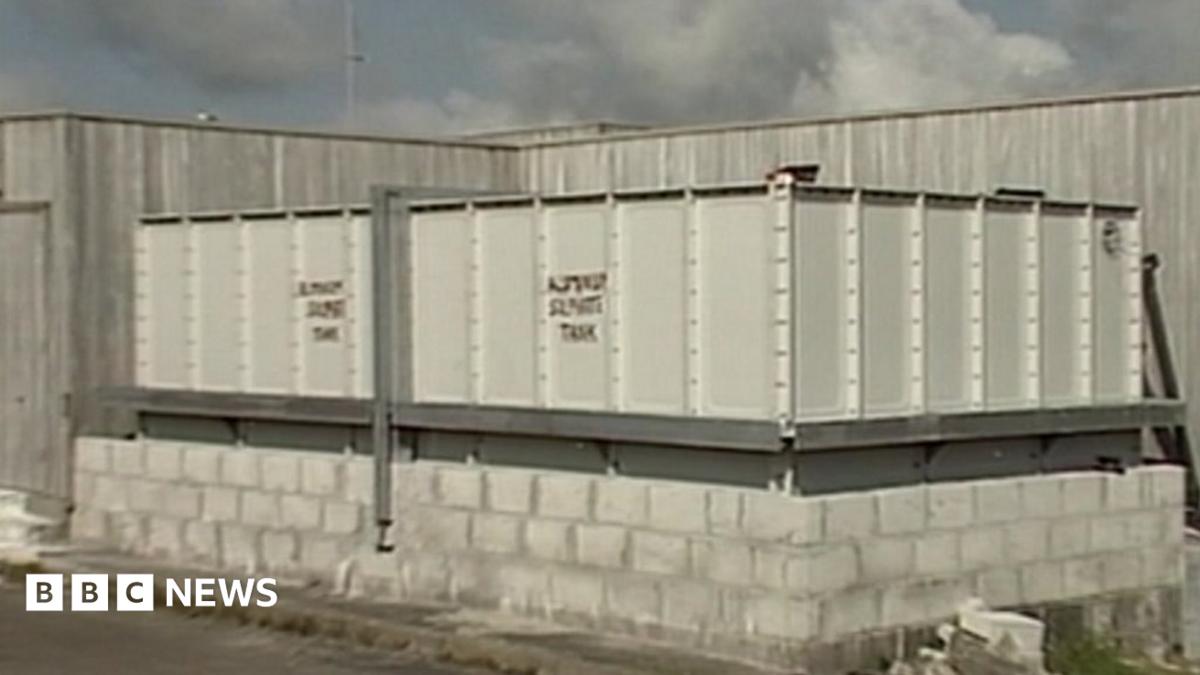 Camelford water poisoning: Unreserved government apology - BBC News